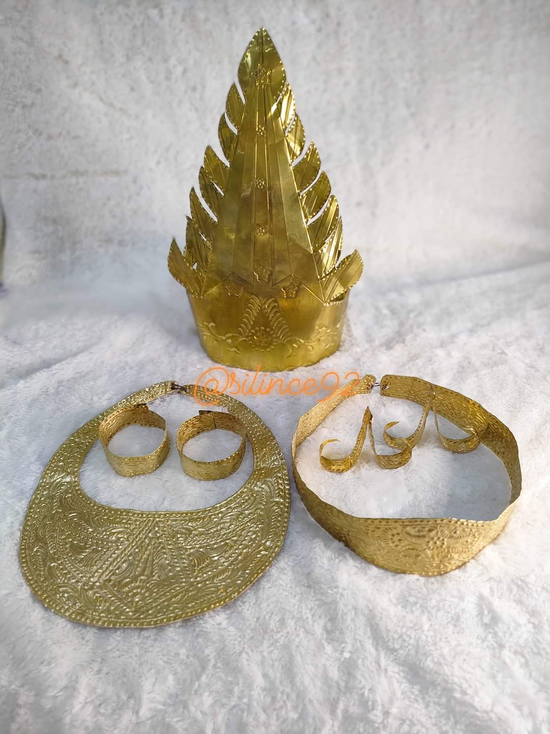 Aksesoris pesta pernikahan adat Nias/gama gama bawangowalu/ khas suku ...