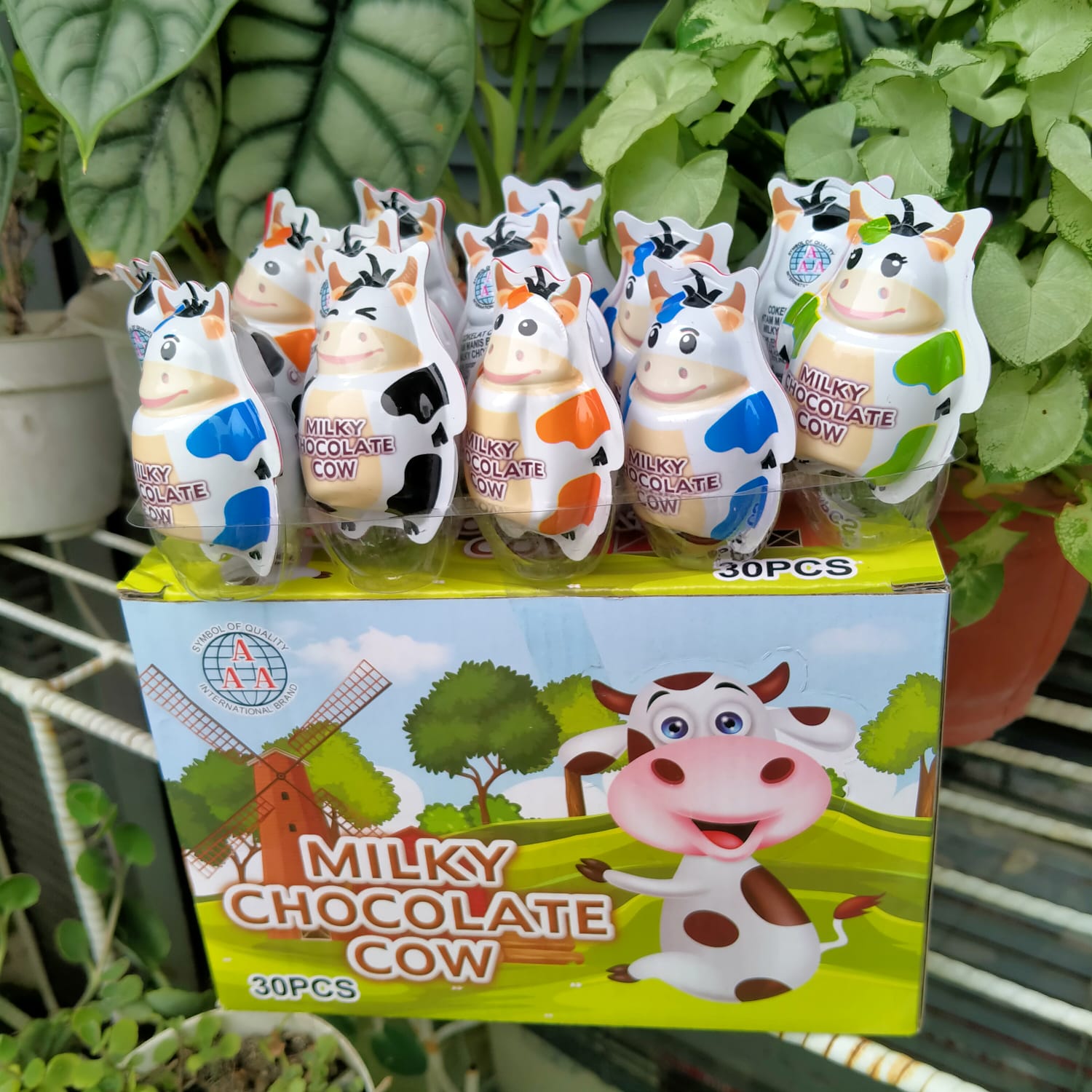 COKLAT MILKY LUCU SAPI DAN TELUR DINO 1 BOX ISI 30PCS | Lazada Indonesia