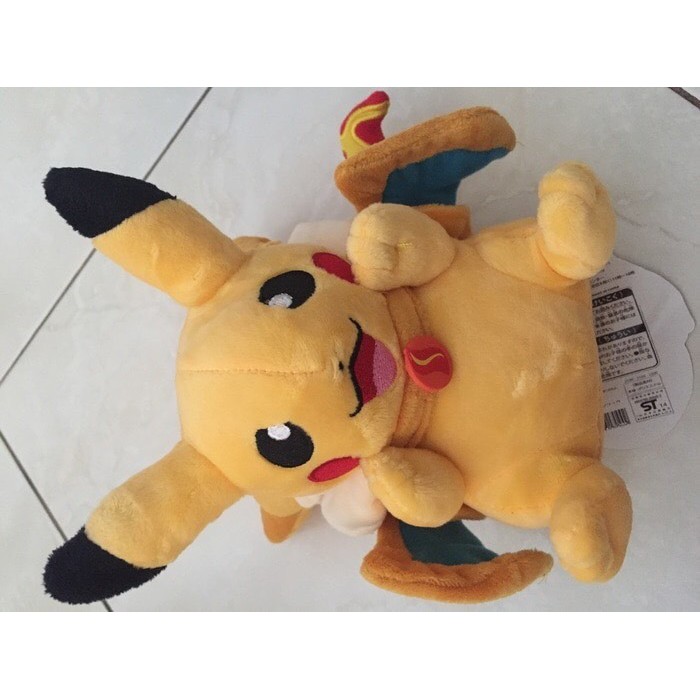 Boneka Pikachu 23cm Charizard Smile Boneka Pokemon New ORI Pokemon ...