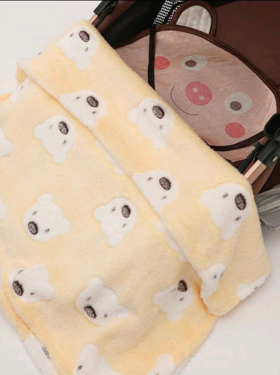 Mini Me Baby AC Flannel Blankets Light Weights | Daraz.pk