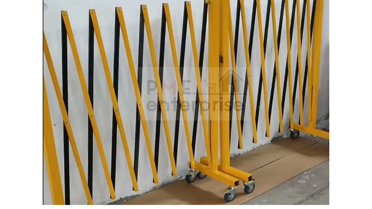 [SG SELLER LOCAL STOCK] Safety Barricade Expandable Mobile Barricade ...