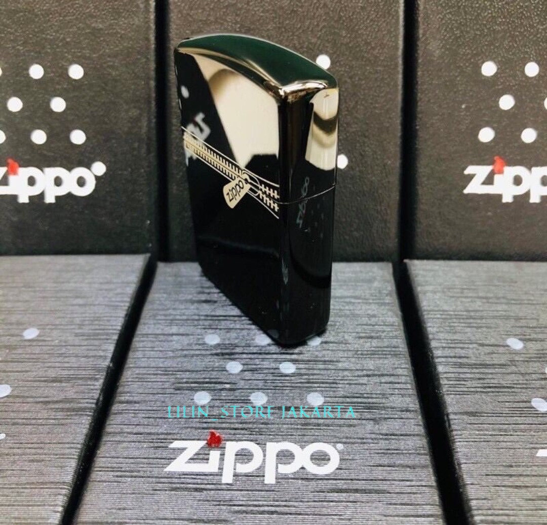 korek Zippo sumbu unik dan keren black ice motif resleting logo di ...