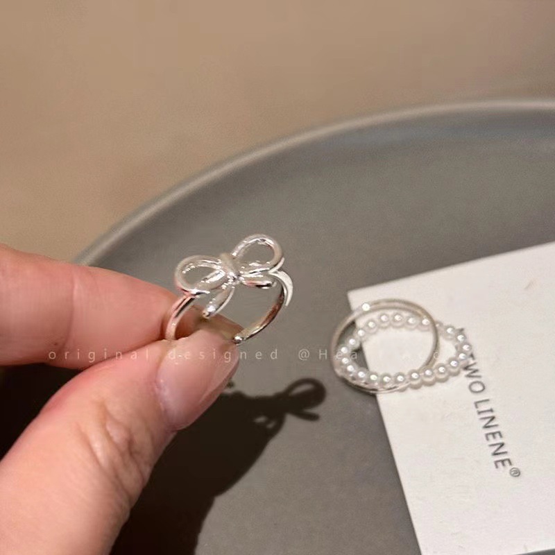 【Whoever uses it, who praises it】Minimalist Bow Pearl Ring suit Niche ...