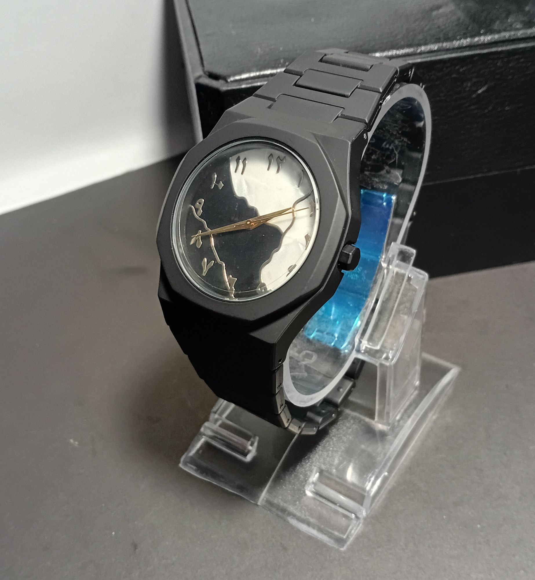 Arabic aura watch in latest version in golden needles for men | Daraz.pk