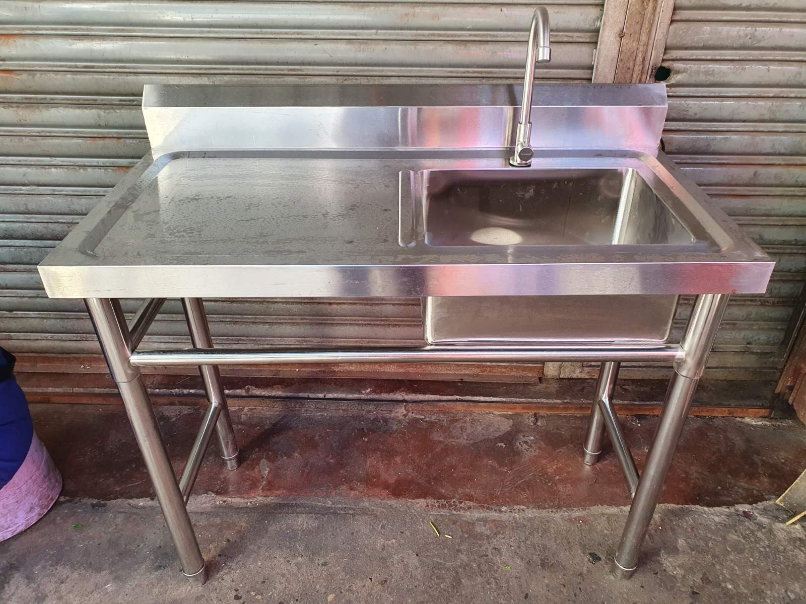 Stainless Kitchen Sink with Stand | Lazada PH