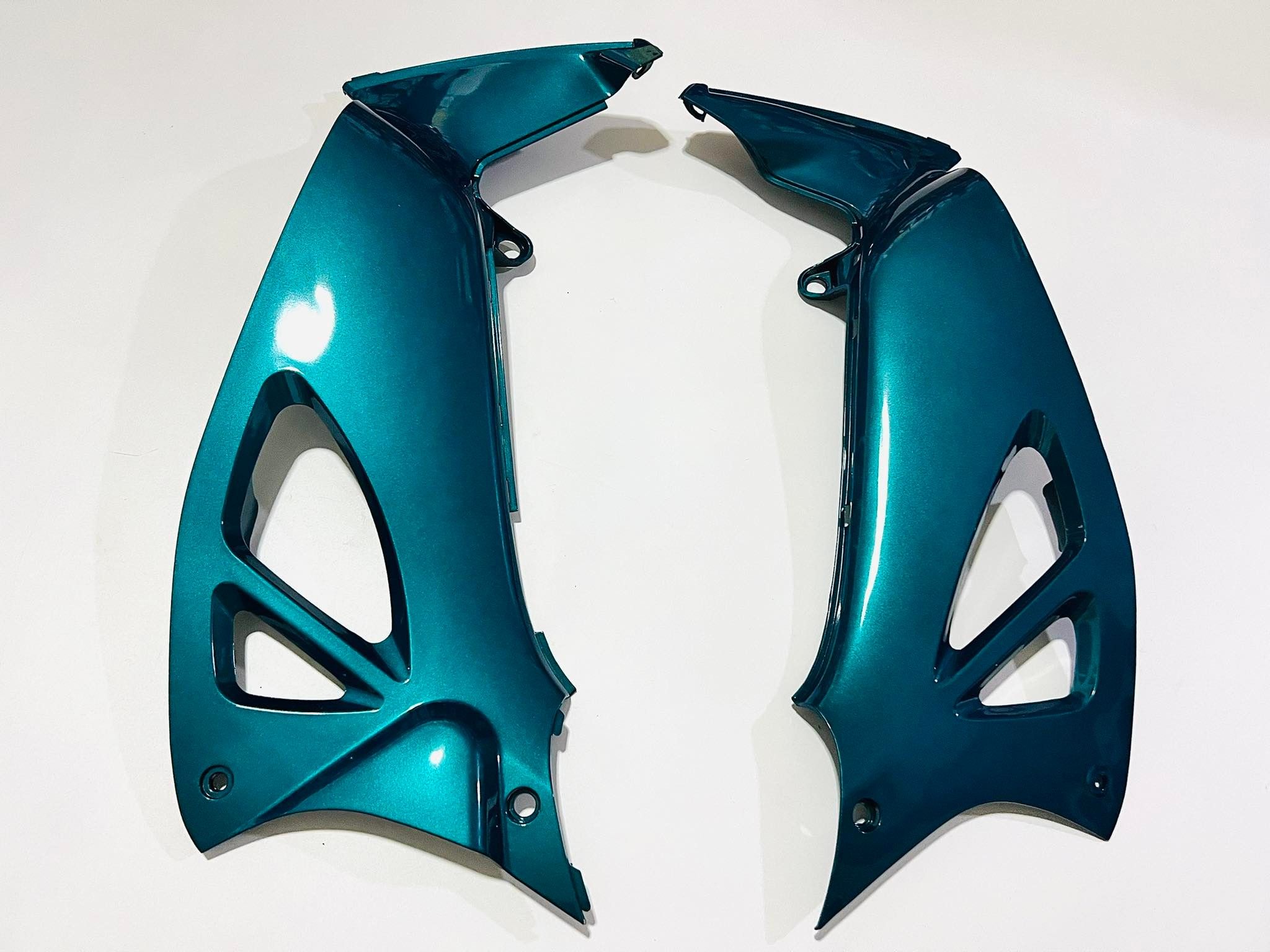 บังลมในดรีม125 สีเขียวใหม่ G127 แบบกุญแจธรรมดา หรือนิรภัย เลือกได้เลย ...