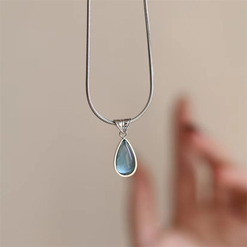 Vintage Temperament Irregular Water Drop Pendant Necklace For Women ...