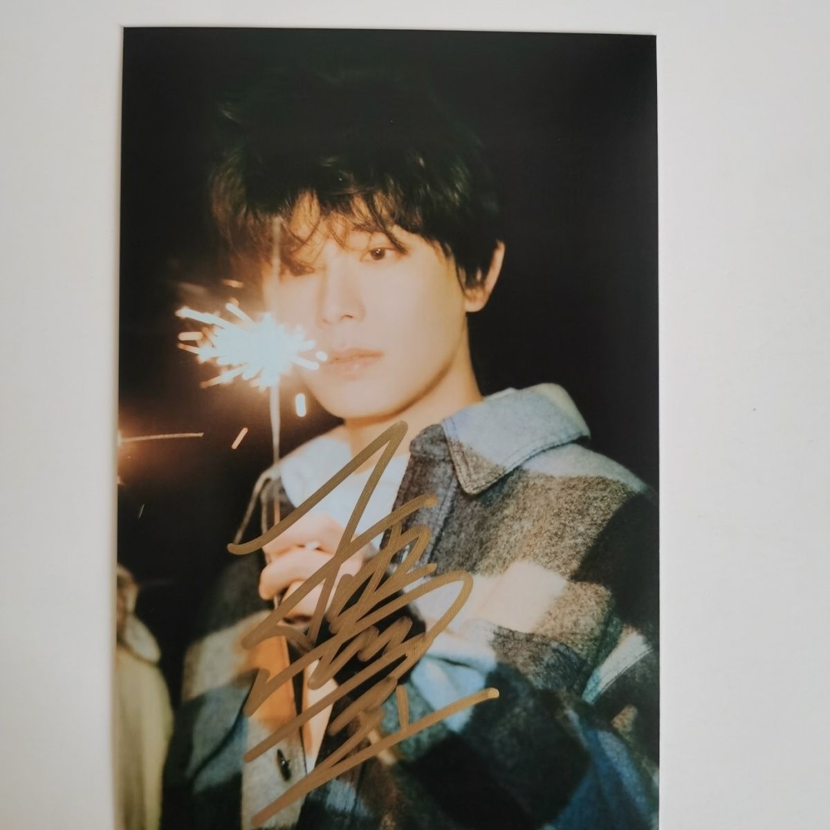 【GlobalDepot】Actor Ryan Ding Yuxi Signature Photo Signed Photo | Daraz.lk