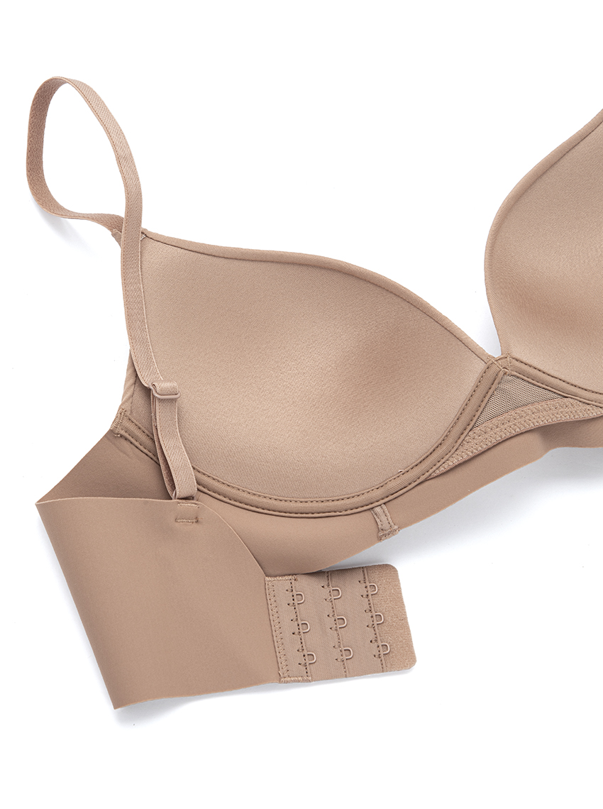 ( แพ็ค 6 ชิ้น ) Sabina Invisible Wire Bra Seamless Fit TWENTY FIVE ...