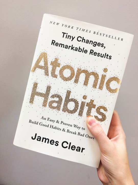 atomic habits by james clear | Daraz.pk