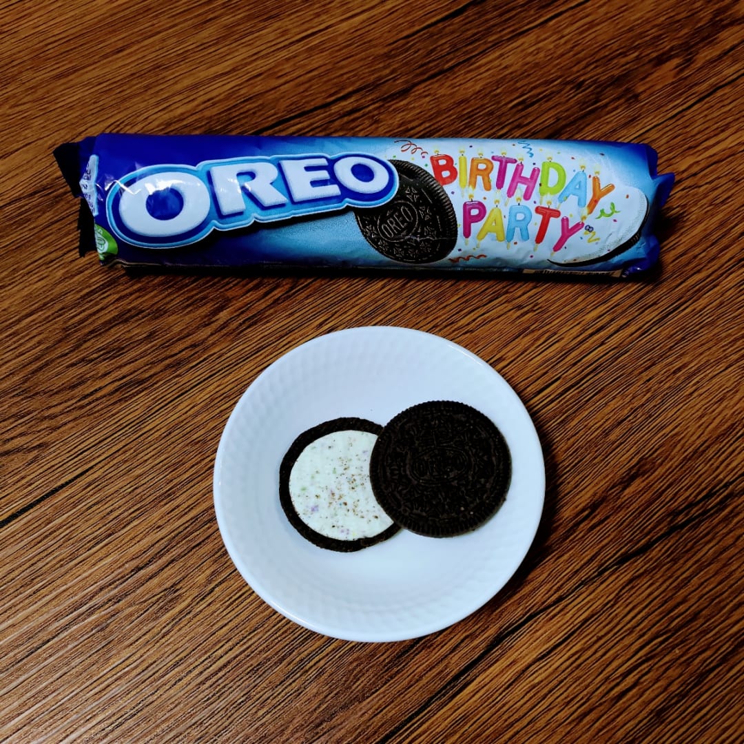 Oreo Birthday Party Sandwhich Biscuit 154g โอรีโอ เบิดร์เดย์ ปาร์ตี้ บิ ...
