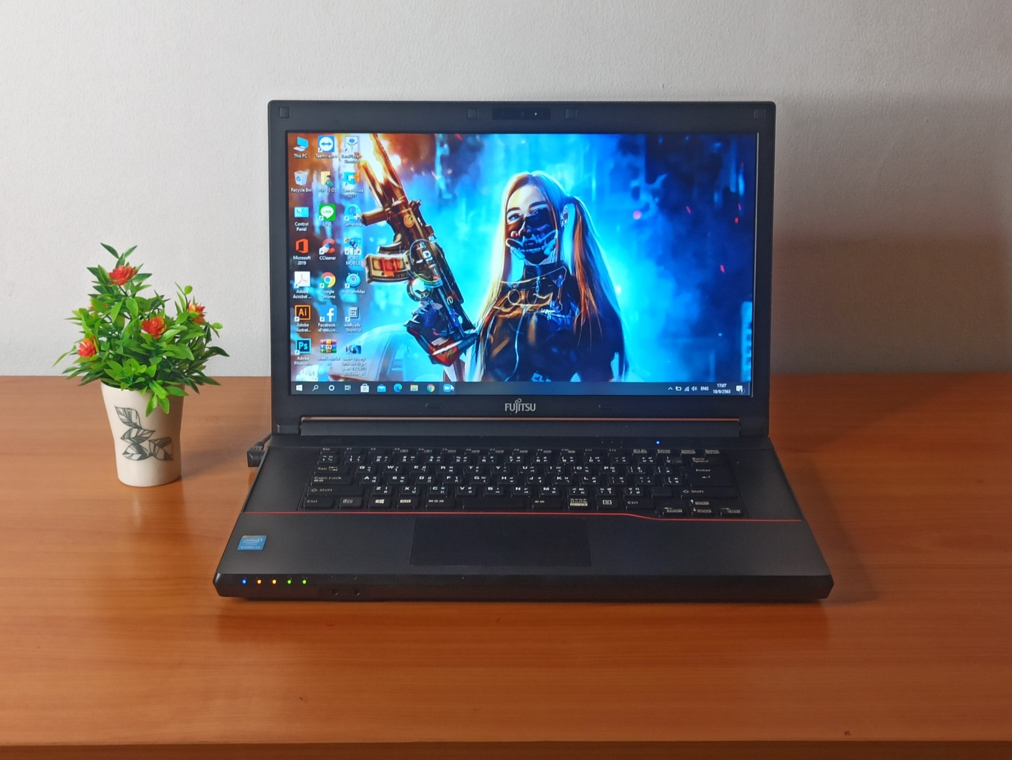 โน๊ตบุ๊ค มือสองสภาพดี โน๊ตบุ๊ค Fujitsu Lifebook Cpu Intel Celeron Duo