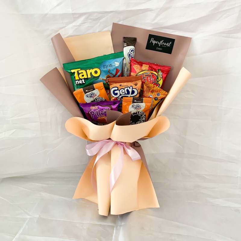 Buket Snack / Bucket Jajan / Bouquet Wisuda / Kado Ulang Tahun / Gift ...