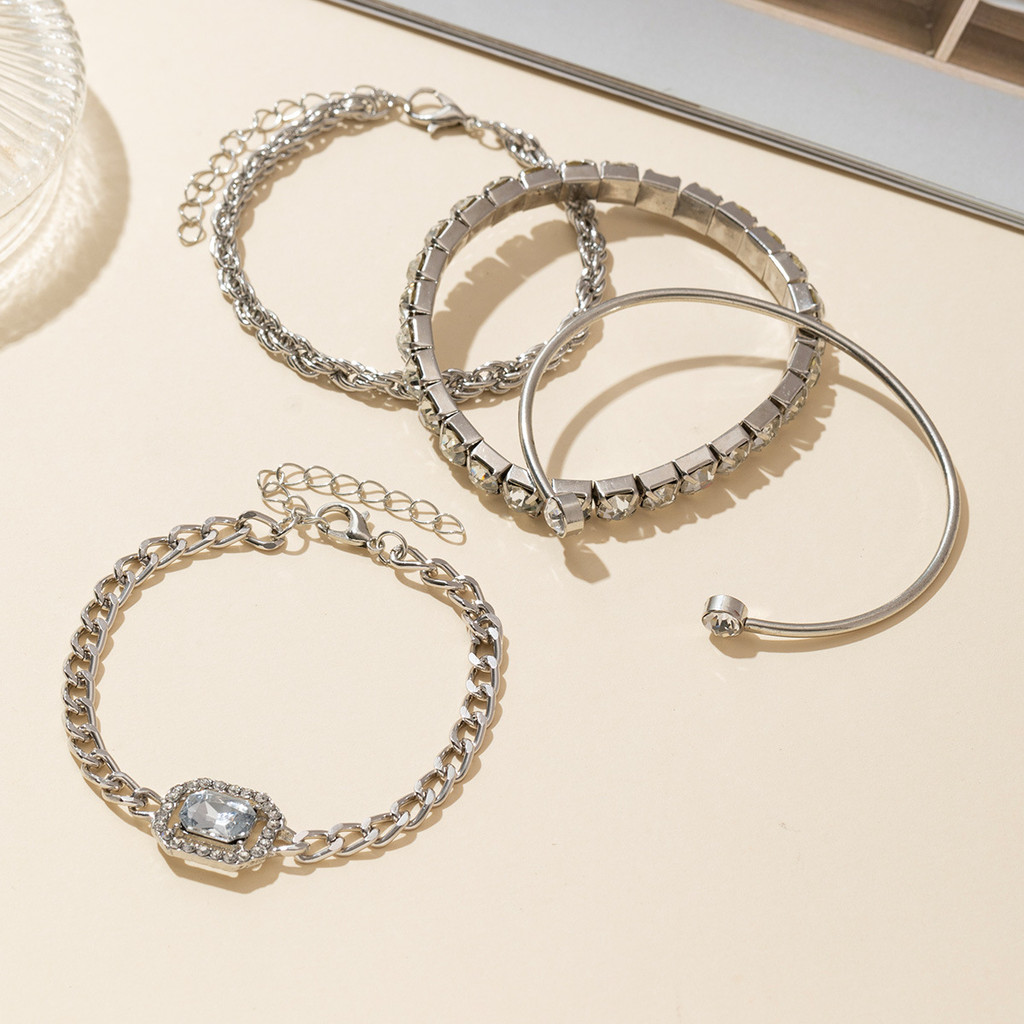 4Pcs/Set New 2024 Retro Personality Twist Bracelet Exaggerated Punk Diamond Open Bracelet Set ...