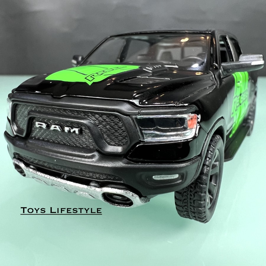 Mobil Kinsmart Diecast - Dodge RAM 1500 w/ Print 1:46 (4 Warna ...