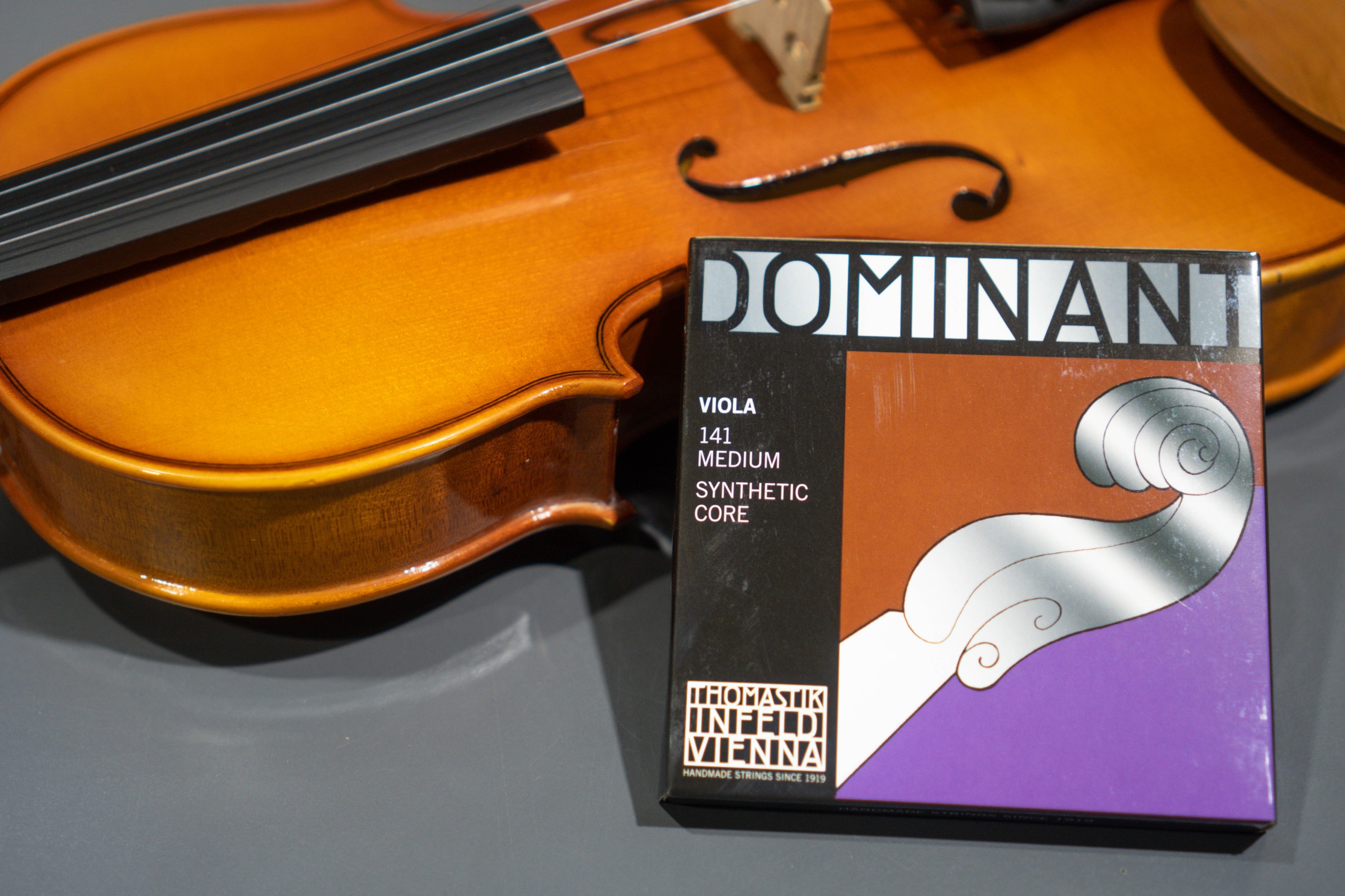 ชุดสายวิโอล่า Thomastik Dominant Viola String 141 SET ผลิตในออสเตรีย ...