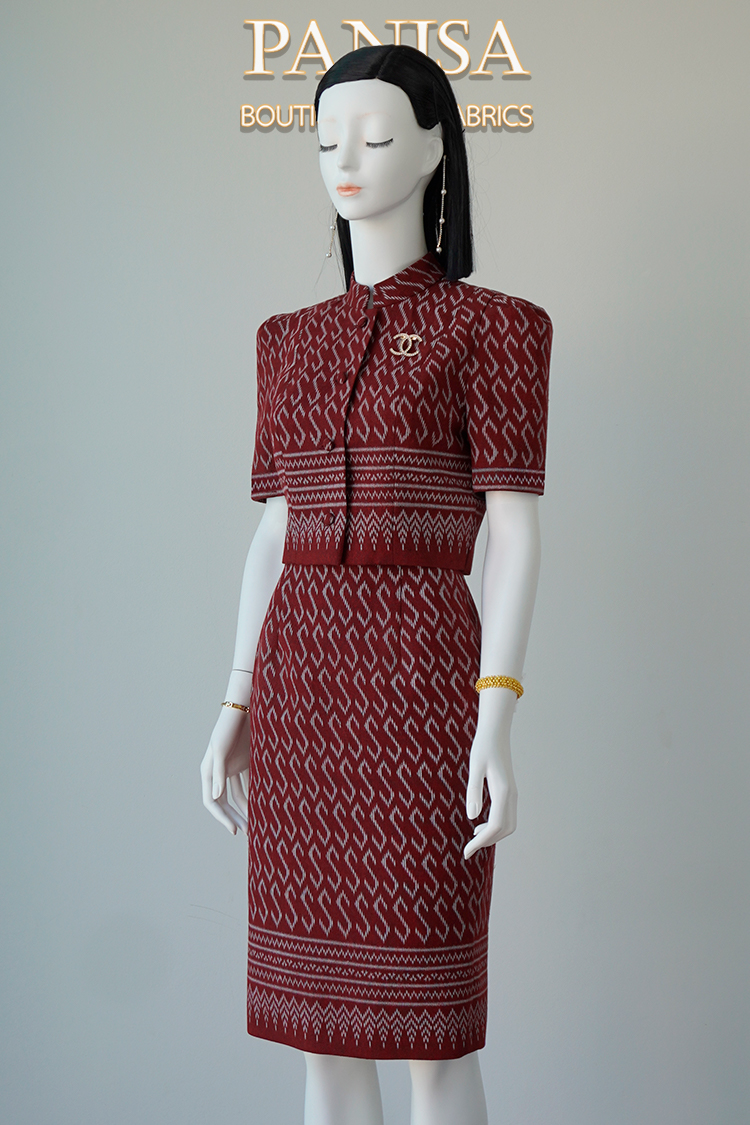 แบรนด์ PANISA ชุดทำงานผ้าไทยสีแดง | Lazada.co.th