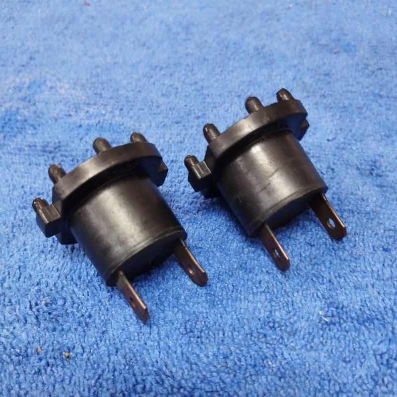 Kawasaki Z800 / Z250 / Z300 / Ninja 250R Headlight bulb socket | Lazada