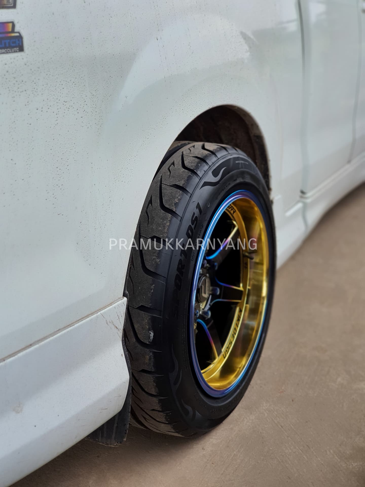 255/50R18 NAZZ ถ้าคุณชอบความหนึบใช่เลย NAZZ รุ่น Sport DS1 ยางซอฟแท้ ...