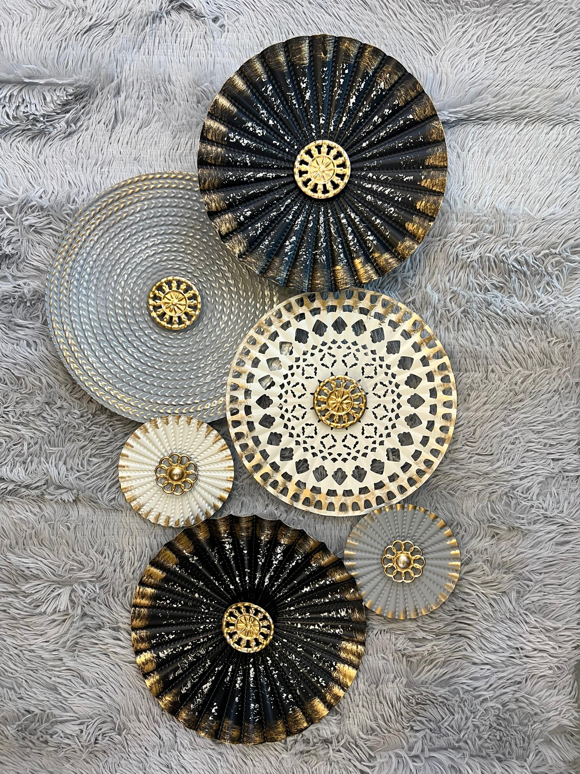 Romantika New Arrival Wall Decor Floral Frame Iron Metal Wall Hanging ...