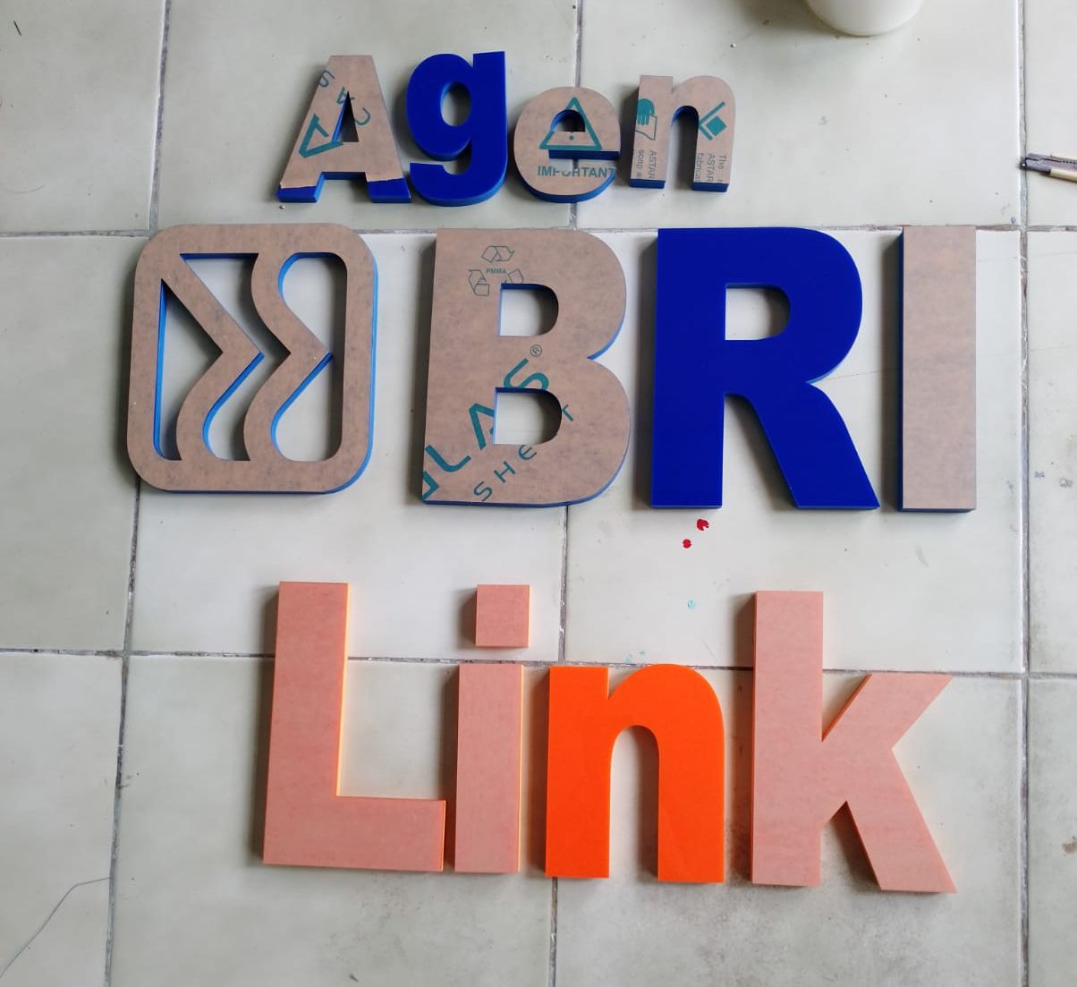 Logo BRI Link bahan akrilik + spon eva tggi 20cm logo brilink timbul ...