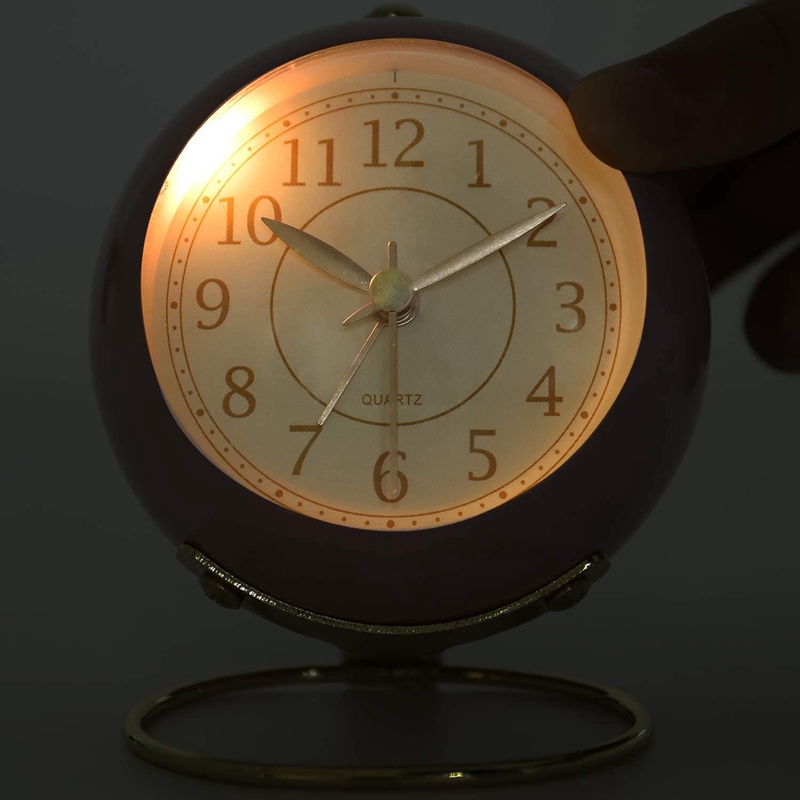 Small Table Clocks, Classic Non-Ticking Quartz Tabletop Analog Alarm ...