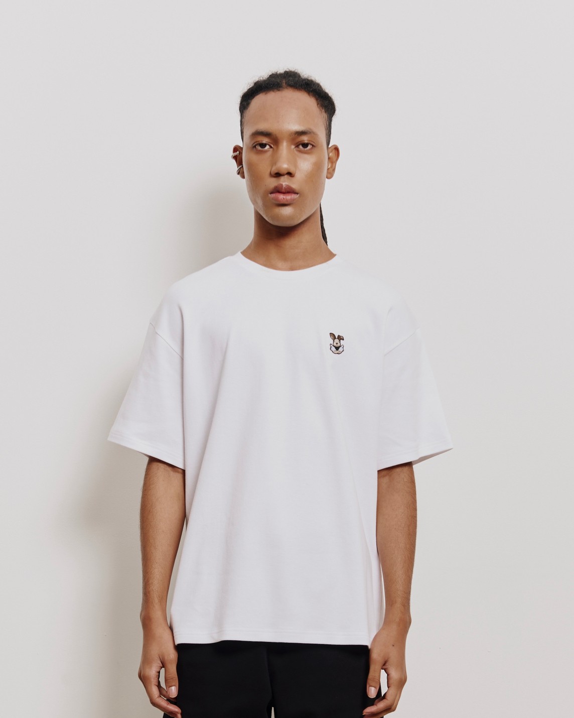 White Oversized T-shirt 'NOT SO BASIC' - VELENCEOFFICIAL - ThaiPick