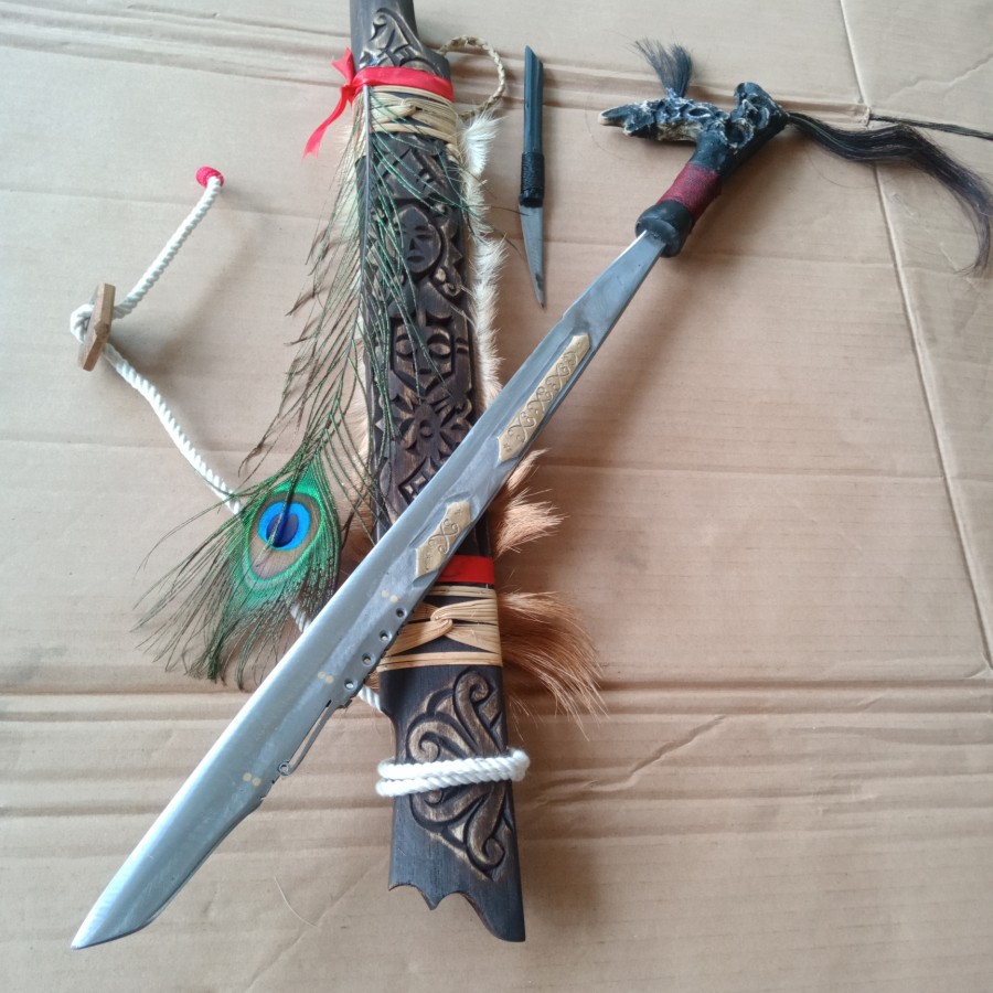 Mandau Dayak Suku Kalimantan Motif Ukir Wajah | Lazada Indonesia