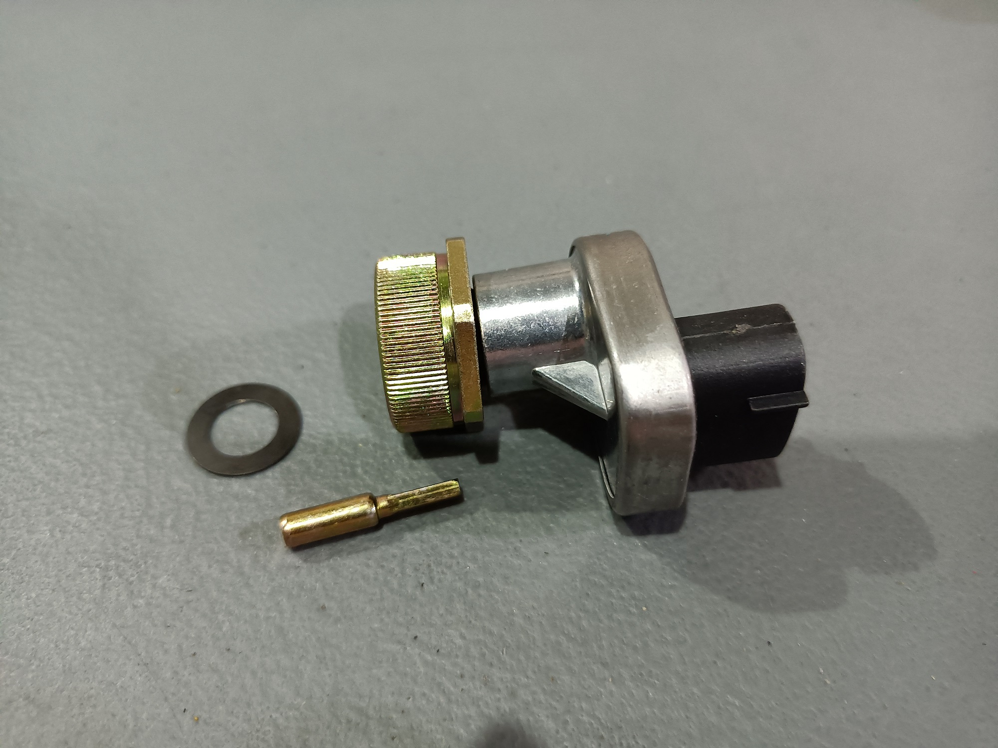 ISUZU HILANDER/CROSSWIND Z TYPE SPEED SENSOR GTX 897129-727-0 | Lazada PH