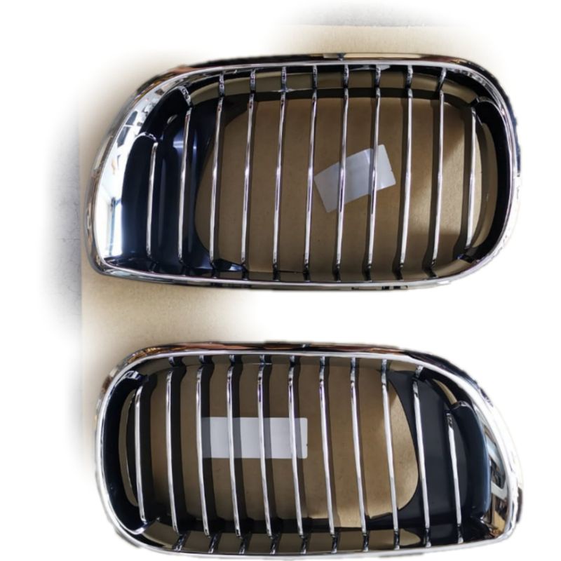 BMW E46 2002 Front Grille (Chrome) Left Right 51137042961 51137042962 ...