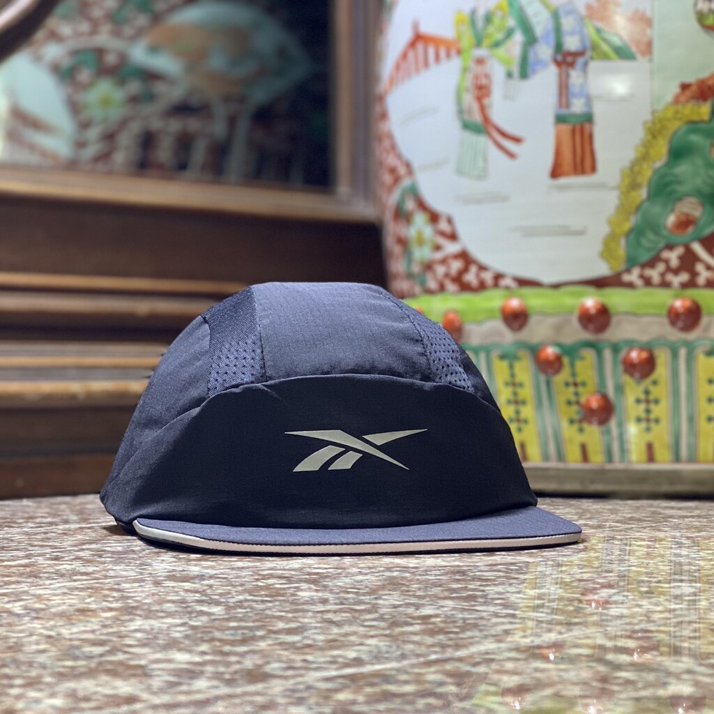หมวกวิ่ง Reebok Float Run Performance Running Cap Black ...