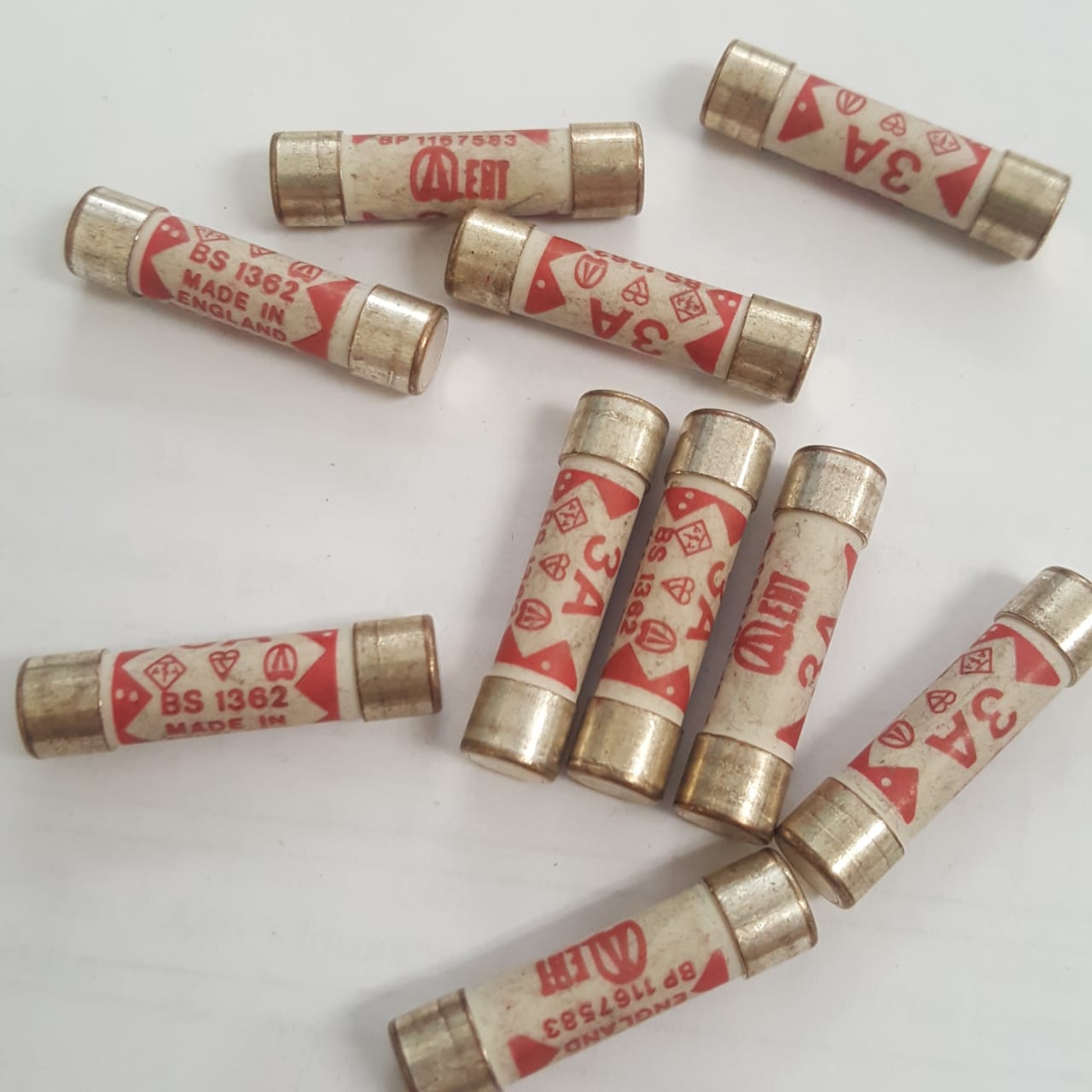 PLUG TOP FUSE 3AMP ( PACK OF 10 PIECES ) | Lazada