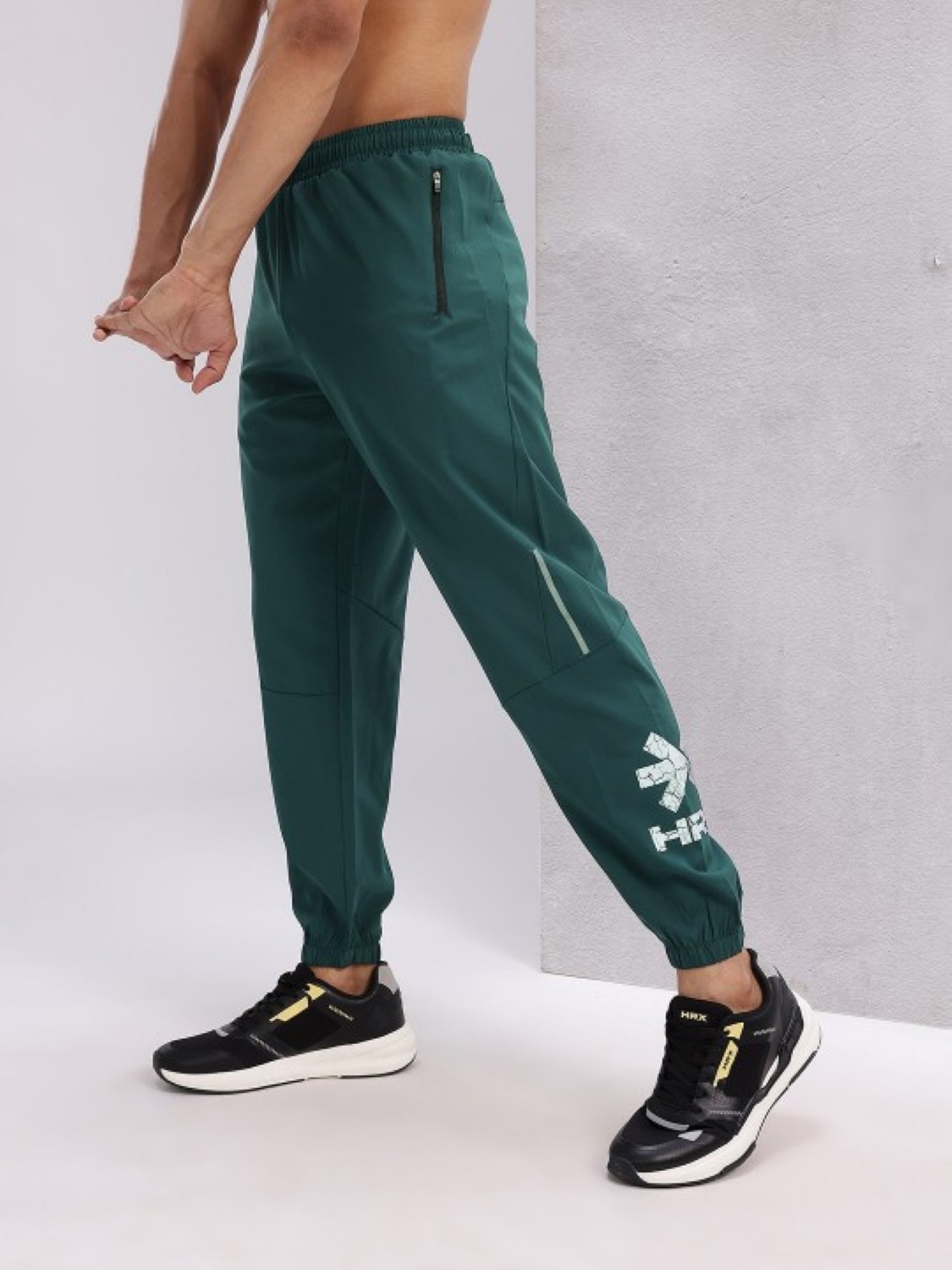 HRX By Hrithik Roshan Brand Logo Print Mid-Rise Training Joggers For ...