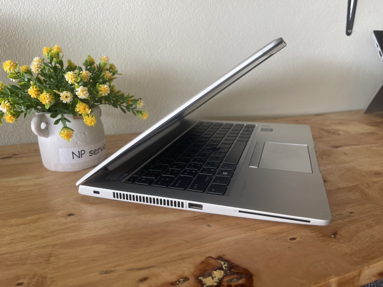 HP Elitebook 440 G6 i5gen8 Ram8 SSD 256 GB จอ14" คีย์บอร์ดมีไฟ มือ2 ...