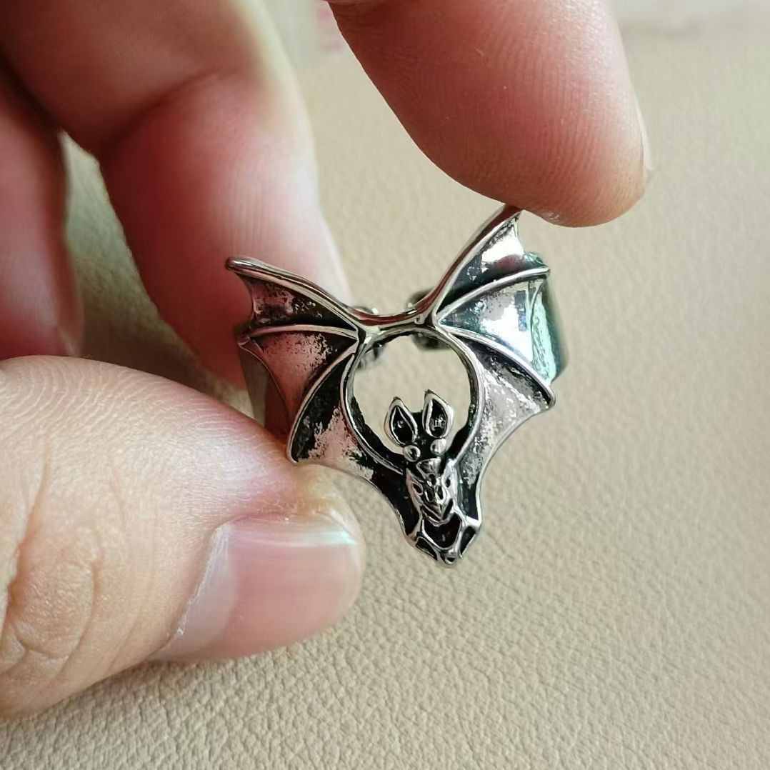 Retro Men's Thai Silver Bat Ring Trendy Men's Personality Punk ...