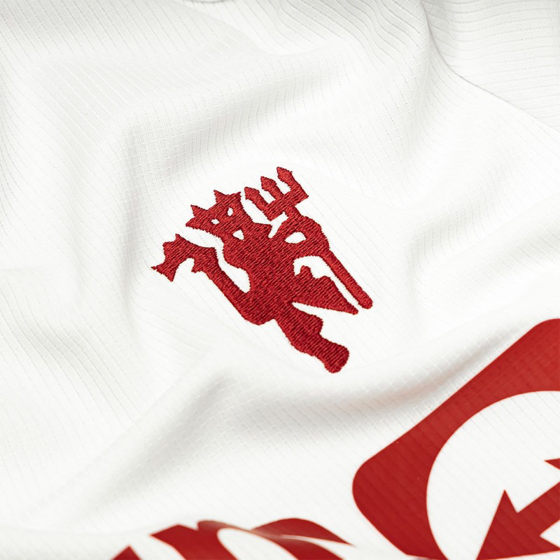 เสื้อฟุตบอล Manchester United 3rd Kit 2324 ของแท้ล้าน - บีบี สตั๊ด ของ ...