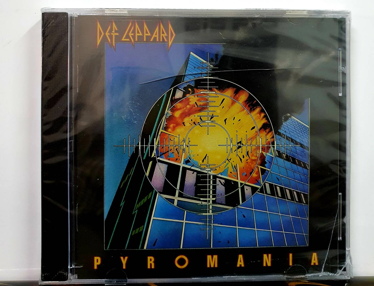 ซีดีเพลง CD DEF LEPPARD PYROMANIA****มือ1 made in usa. - ซีดี เลิฟเวอร์ ...
