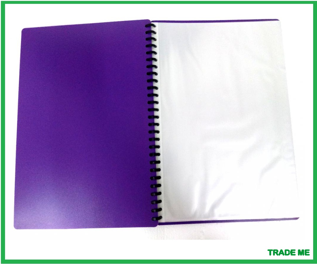 CLEARBOOK SPIRAL A4 with 20 sheets Plastic Pocket Refillable (23 holes ...