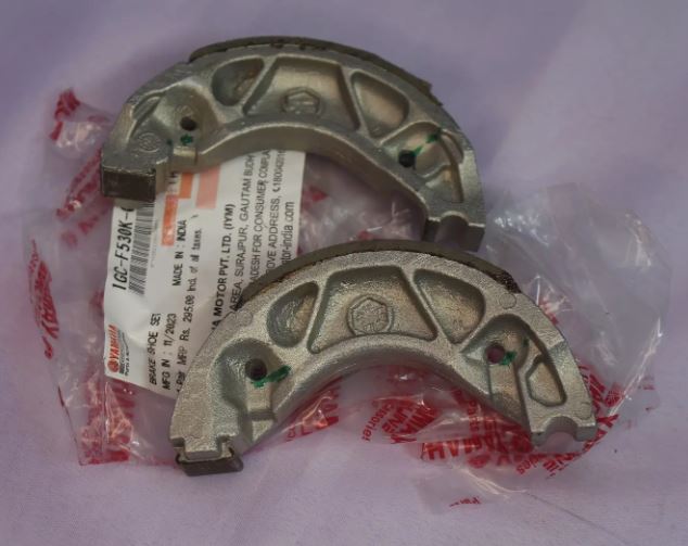 Rear Brake Shoe for Yamaha FSZ V1, V2 & Fazer V1, V2 Single Disc Bike ...
