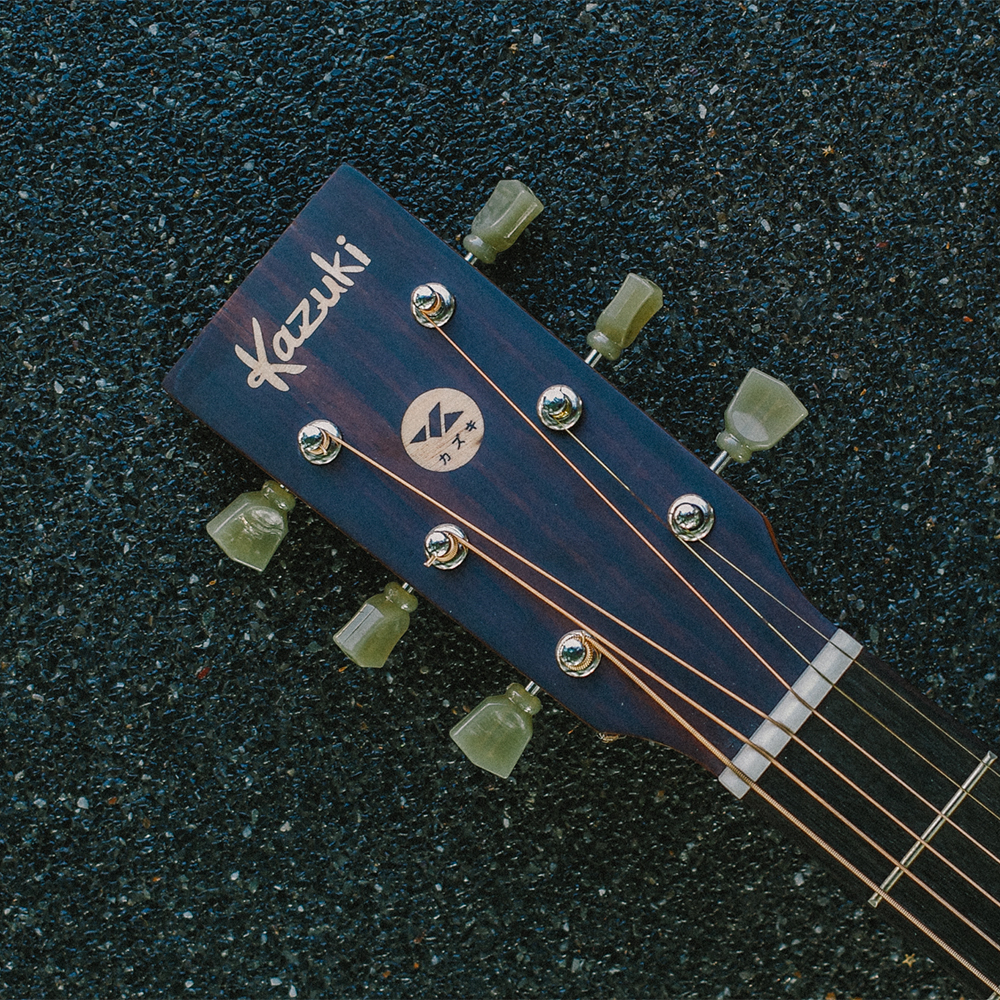 Kazuki KA55 กีตาร์โปร่ง 41 นิ้ว รุ่นศิลปิน กบ ไมโคร ไม้ท็อปโซลิดซิตก ...