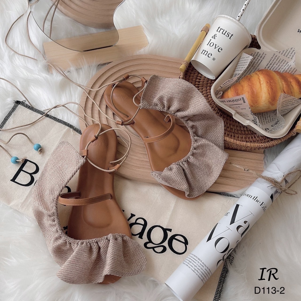 D113-2 รองเท้าแตะงานระบาย เป็นมินิมอลมากกก - Fashion_by_nong - ThaiPick