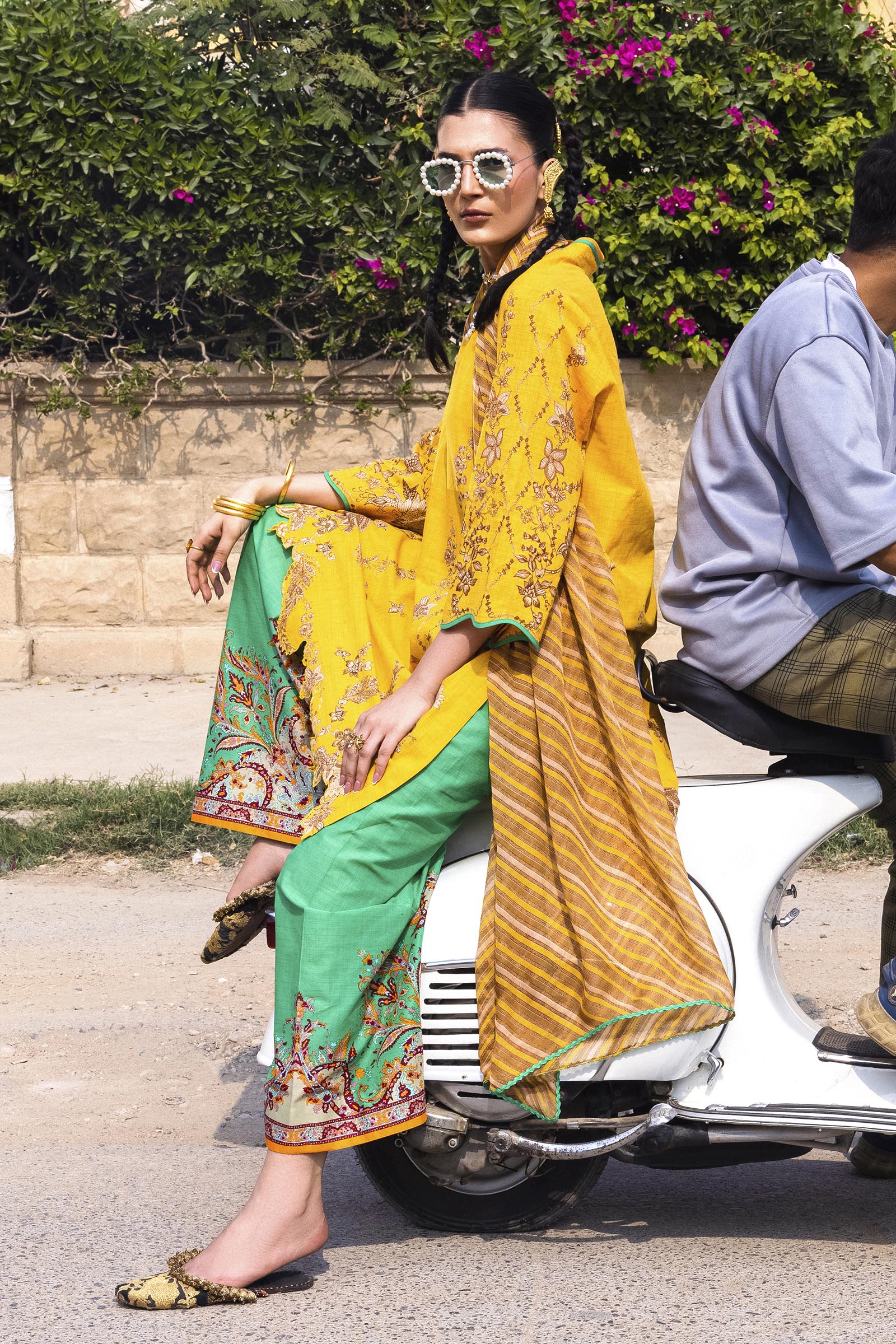 Sana Safinaz-Unstitched 3 Piece Lawn Suit-H262-009A-3CI-Mahay Spring'26 ...