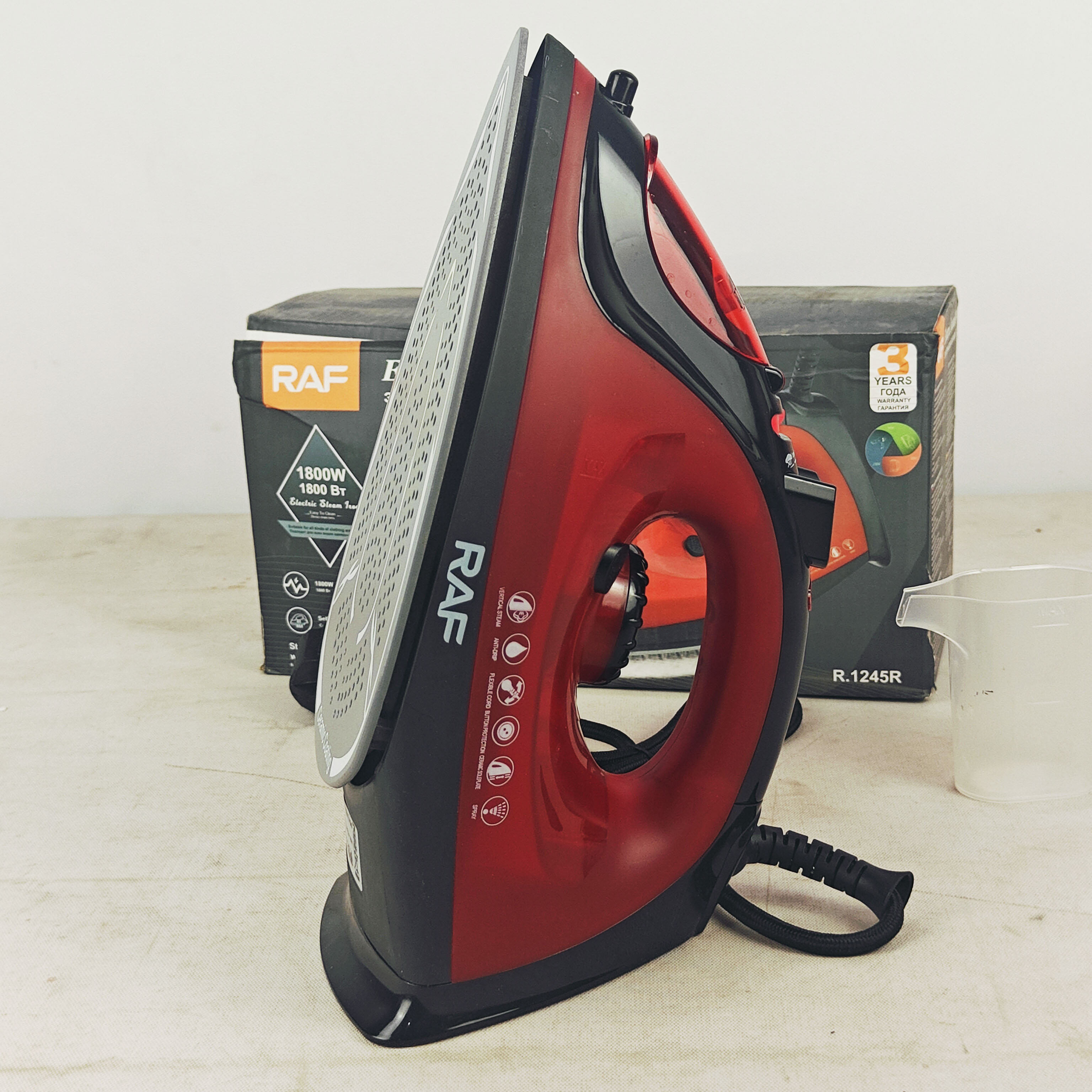 Heavy Duty Electric Steam Iron Stepless Temperature Control, Cord Store ...