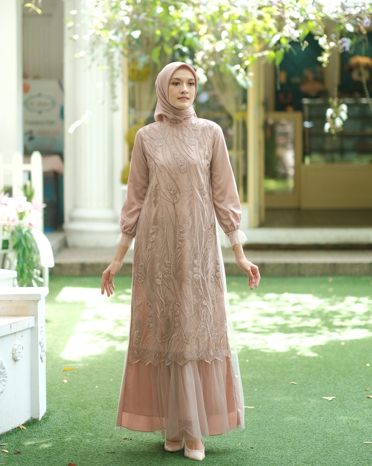 DRESS MALIKA LEBARAN VELVET MAXY PREMIUM MATERIAL BROKAT MIX TILE BY AKITA DRESS KONDANGAN JUMBO ...