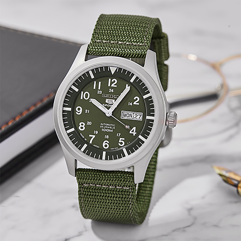 SEIKO 5 SNZG15 นาฬิกาข้อมือผู้ชาย สายผ้าใบ ออโตเมติก - Sky blue watch ...