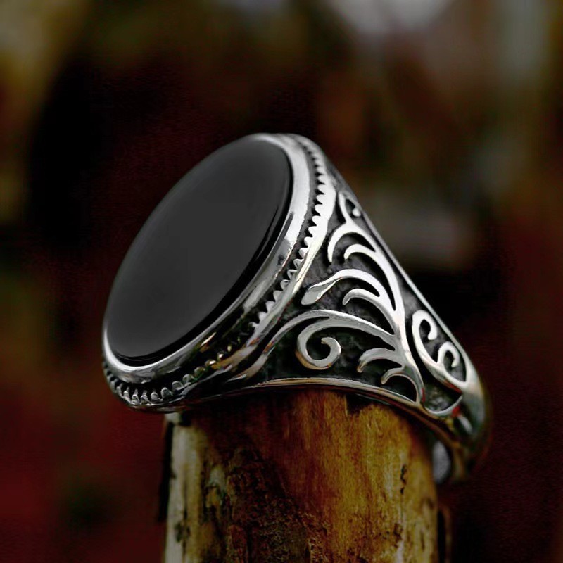 Totem Pattern Zircon Ring Men's Punk Dark Tide Cool Wind Ring Popular ...