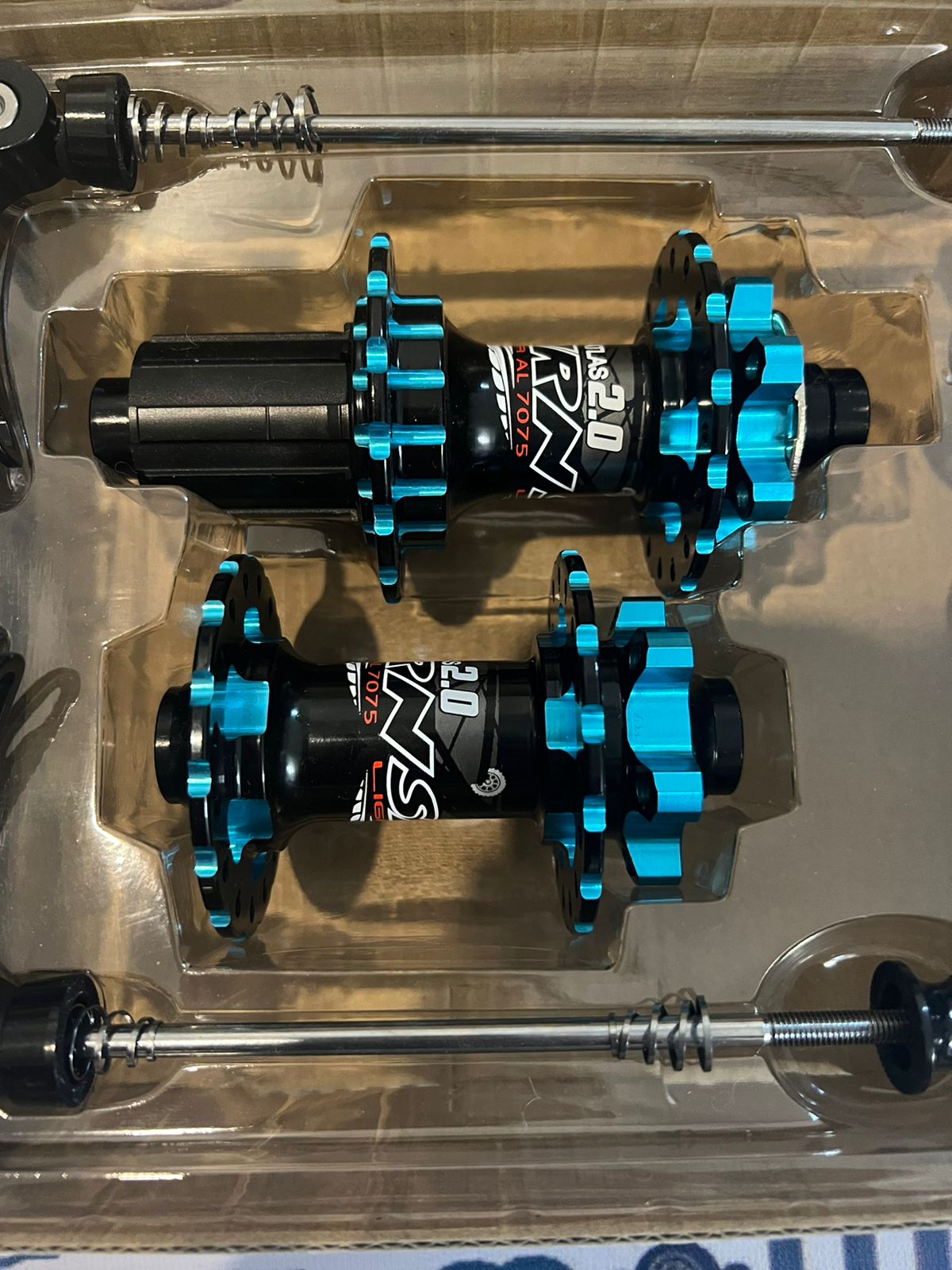 Saturn ATLAS 2.0 Hubs MTB 32 holes 8-11 speed 6 pawls bolt-type pair ...