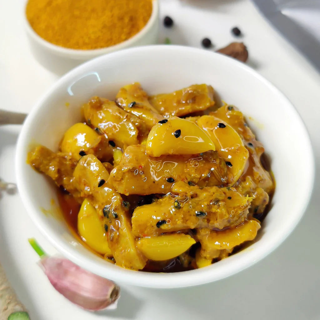 Soghat e Khas Moringa Lahsan Pickle /Best quality Moringa lehsan Achar ...