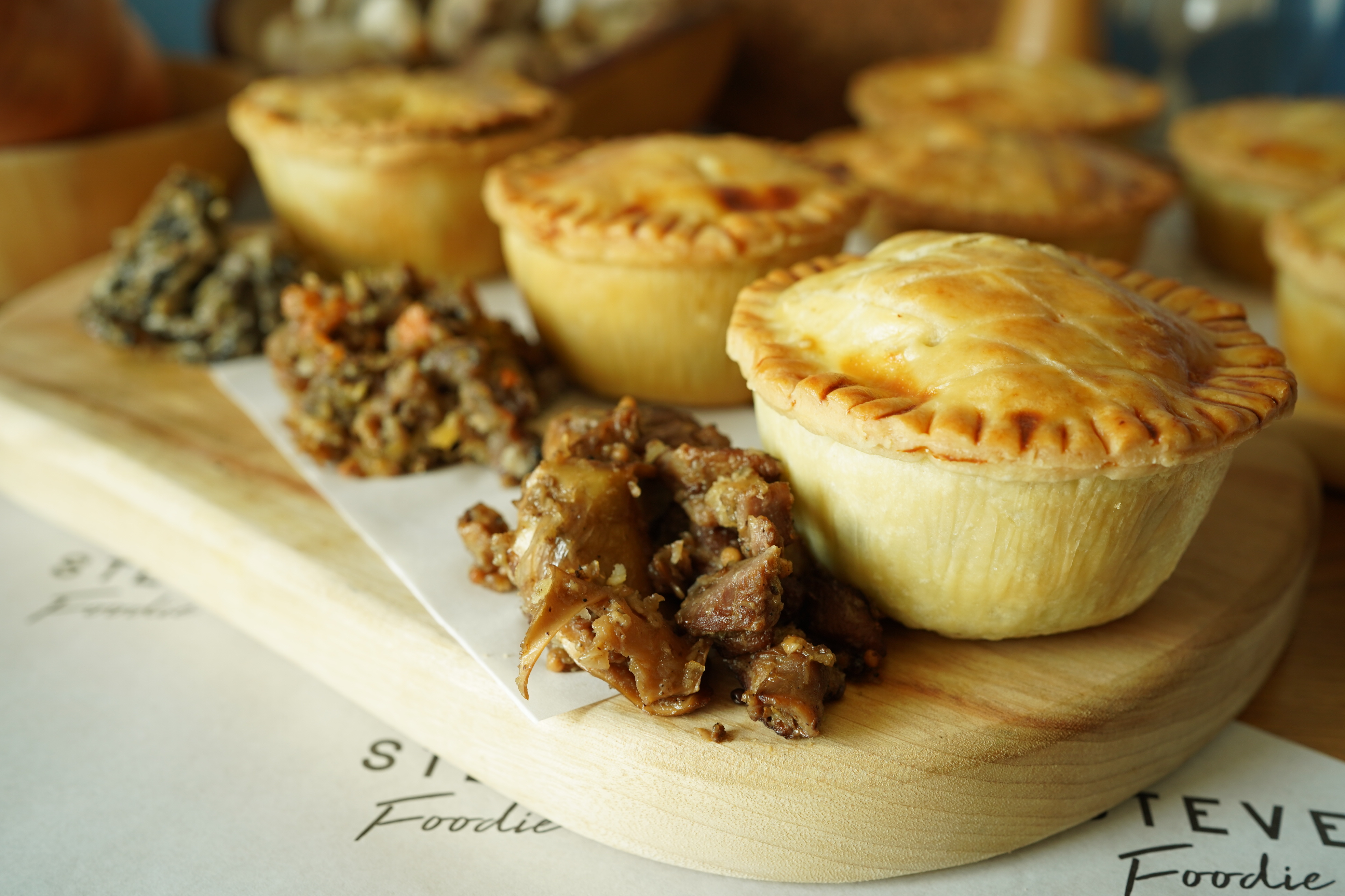 OG Beef Stew Pie Jumbo Size / พายสตูเนื้อออริจินัล ขนาดจัมโบ้ จาก Steve ...