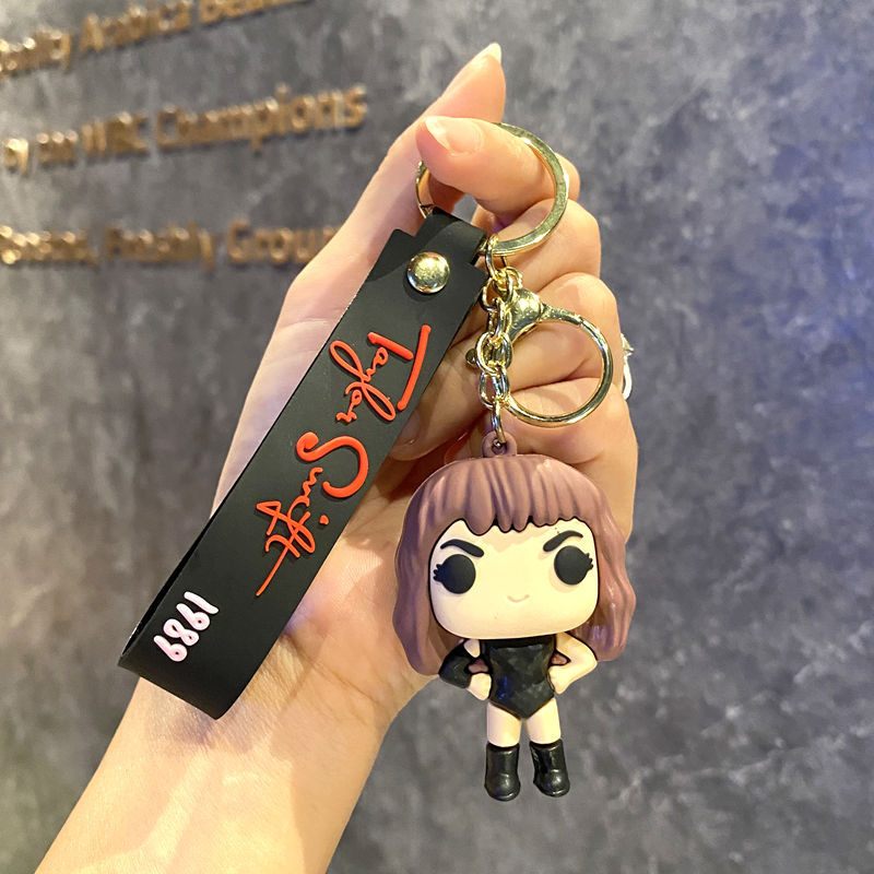 Singer Taylor Swift Keychain Pendant Trendy Cool Female Singer Keychain ...